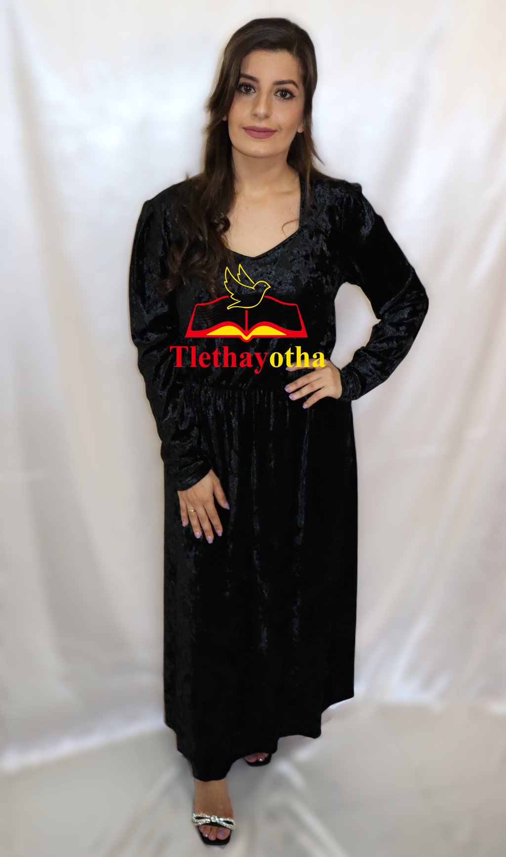 Assyrian Velvet Khomala Dress – Tlethayotha